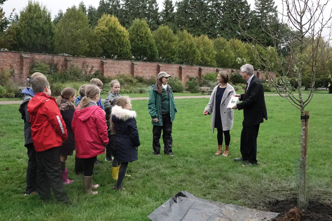 Bute Park - First Minister to Plant! 10 millionth tree