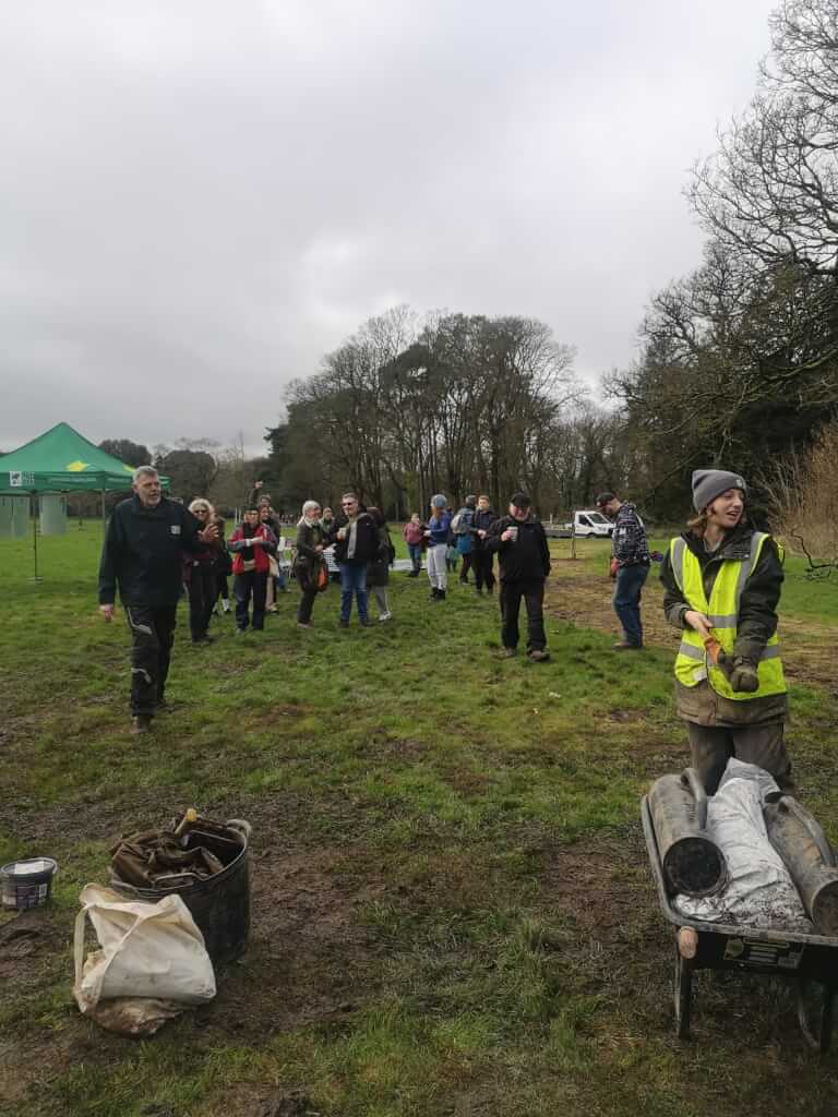 Bute Park - ‘Apple Tree Man’ planted at heart of new Community Orchard ...